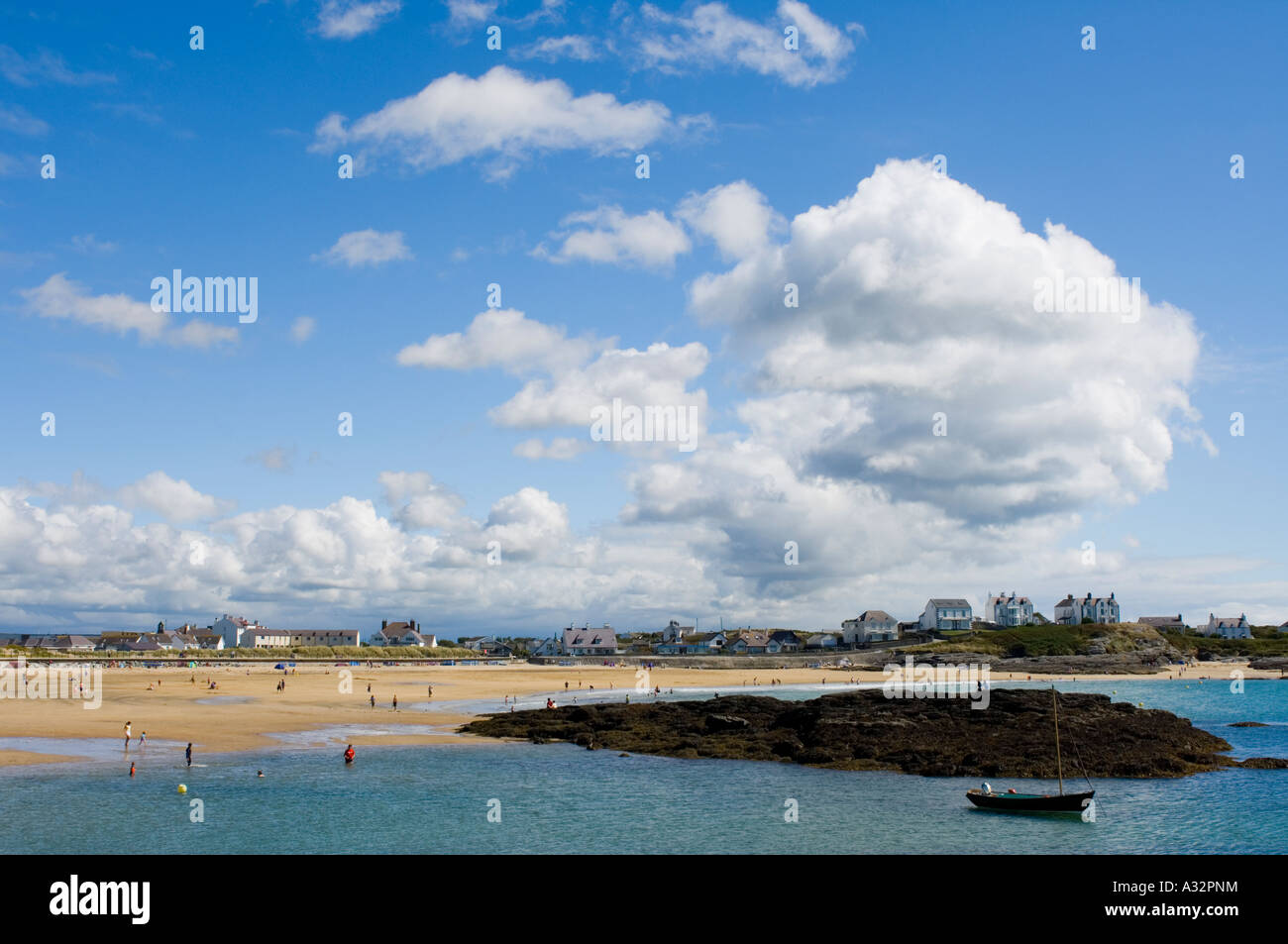 Treaddur Bay Anglesey Stock Photo - Alamy