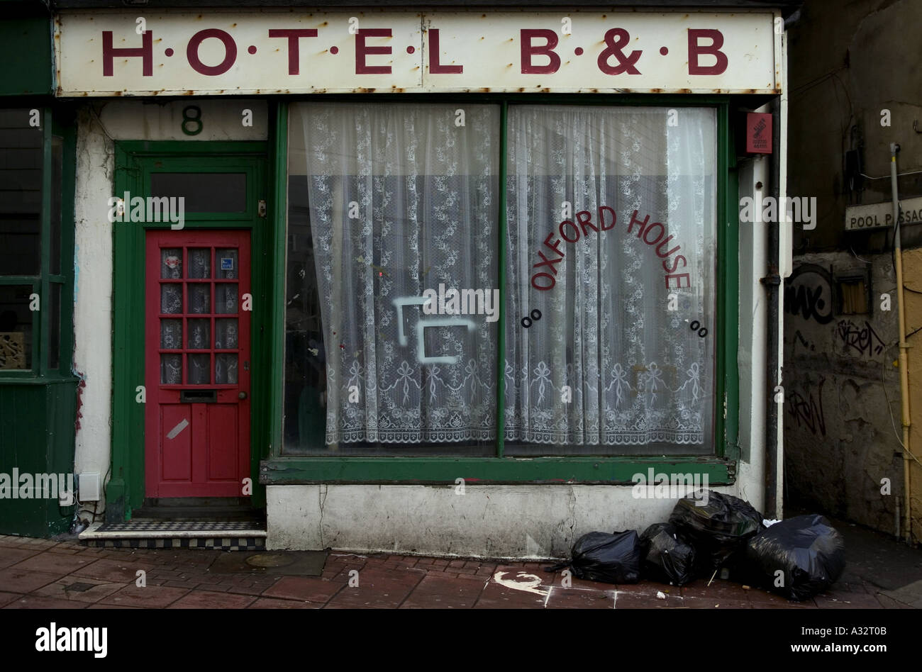 Dirty hotel hi-res stock photography and images - Alamy