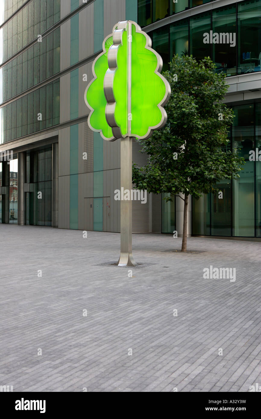 Nature art installation hi-res stock photography and images - Alamy