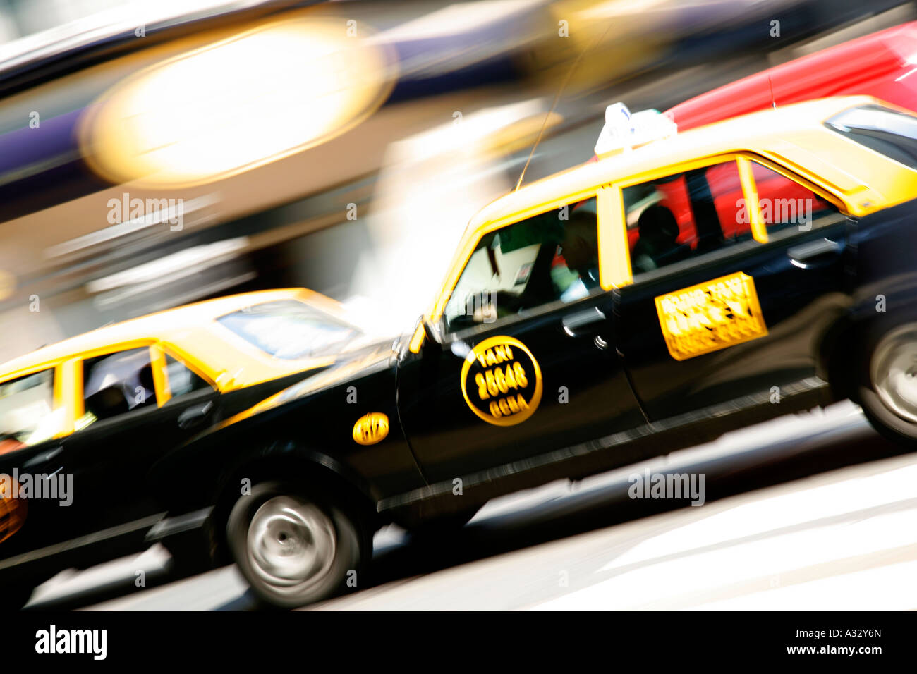 2 taxis BA Stock Photo - Alamy