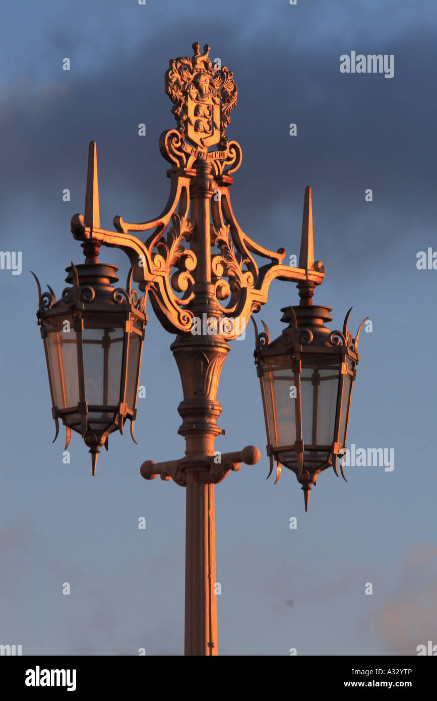 Brighton Street Lamps along the Sea Front Stock Photo - Alamy