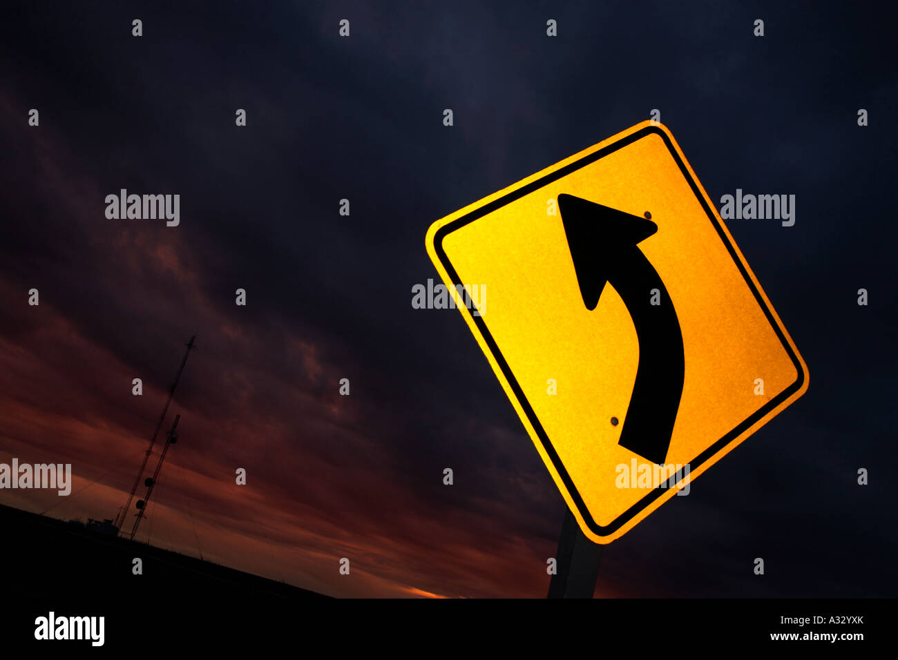 Left signpost hi-res stock photography and images - Alamy