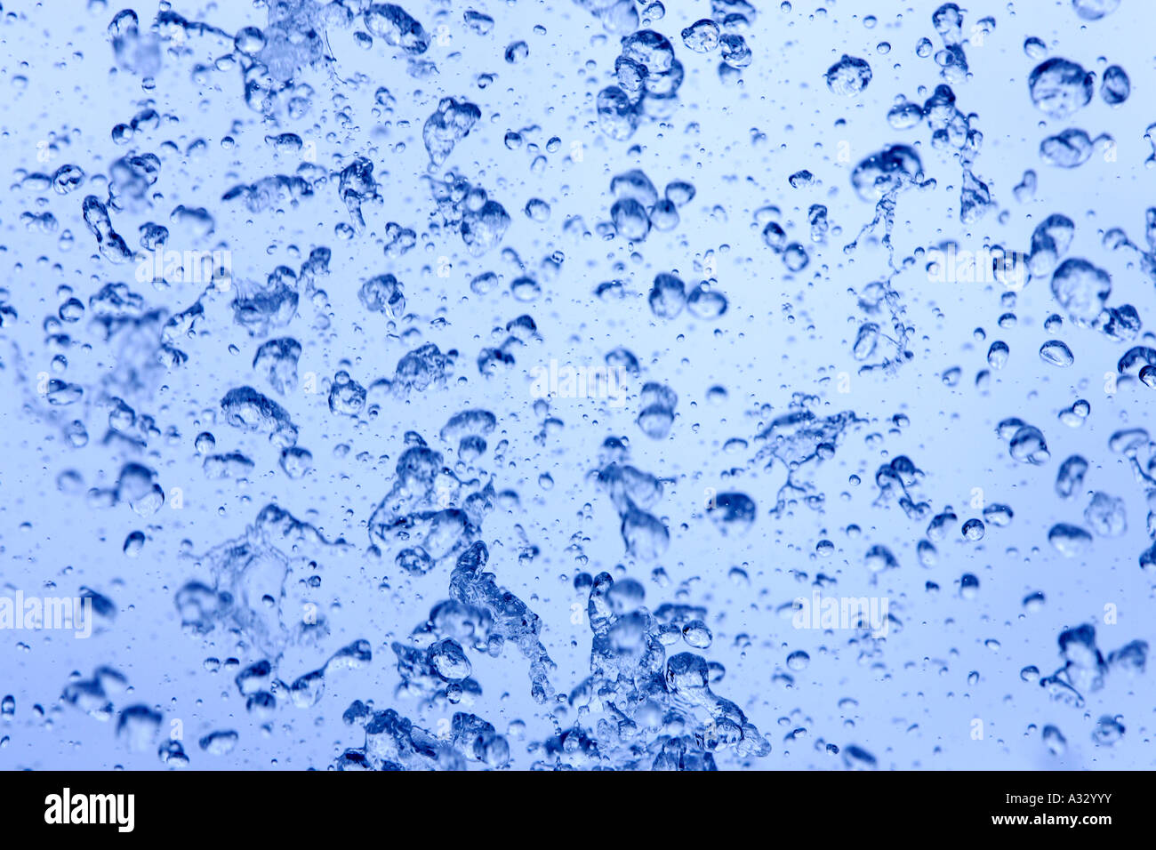 Water splash small drops hi-res stock photography and images - Alamy