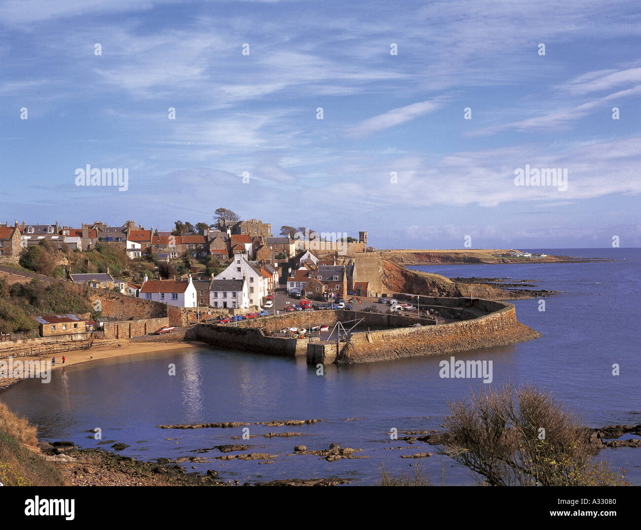 Houses crail fife hi-res stock photography and images - Alamy