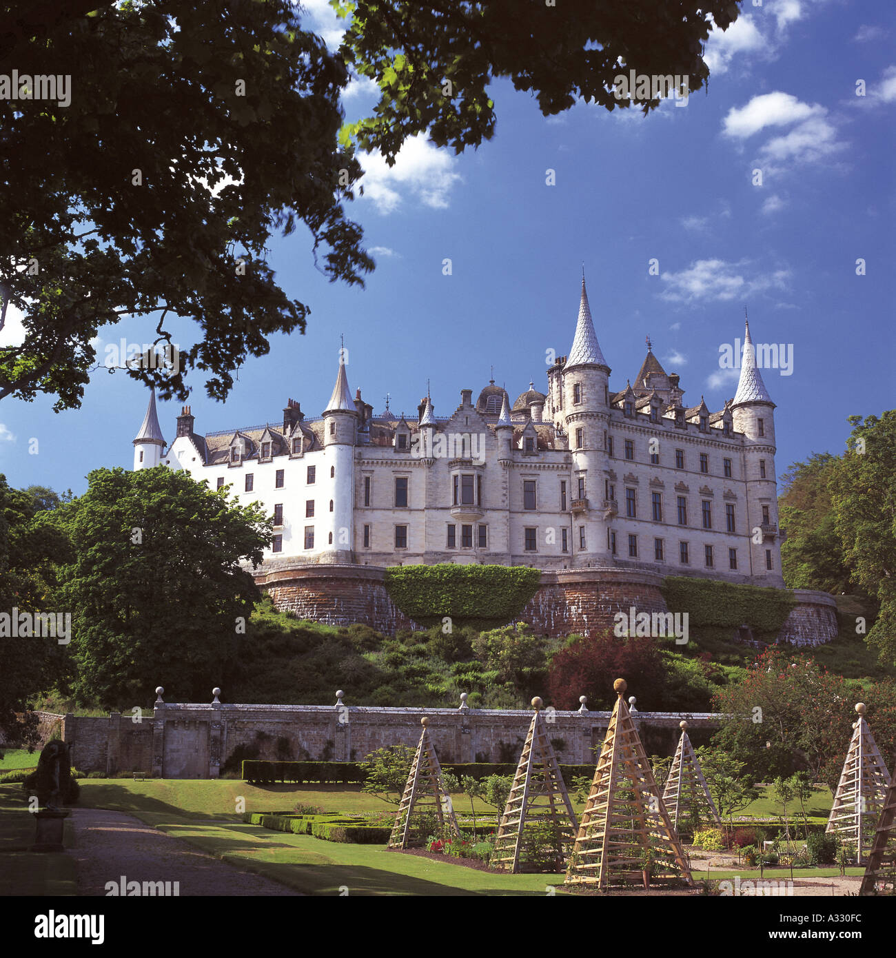Dunrobin castle museum hi-res stock photography and images - Alamy