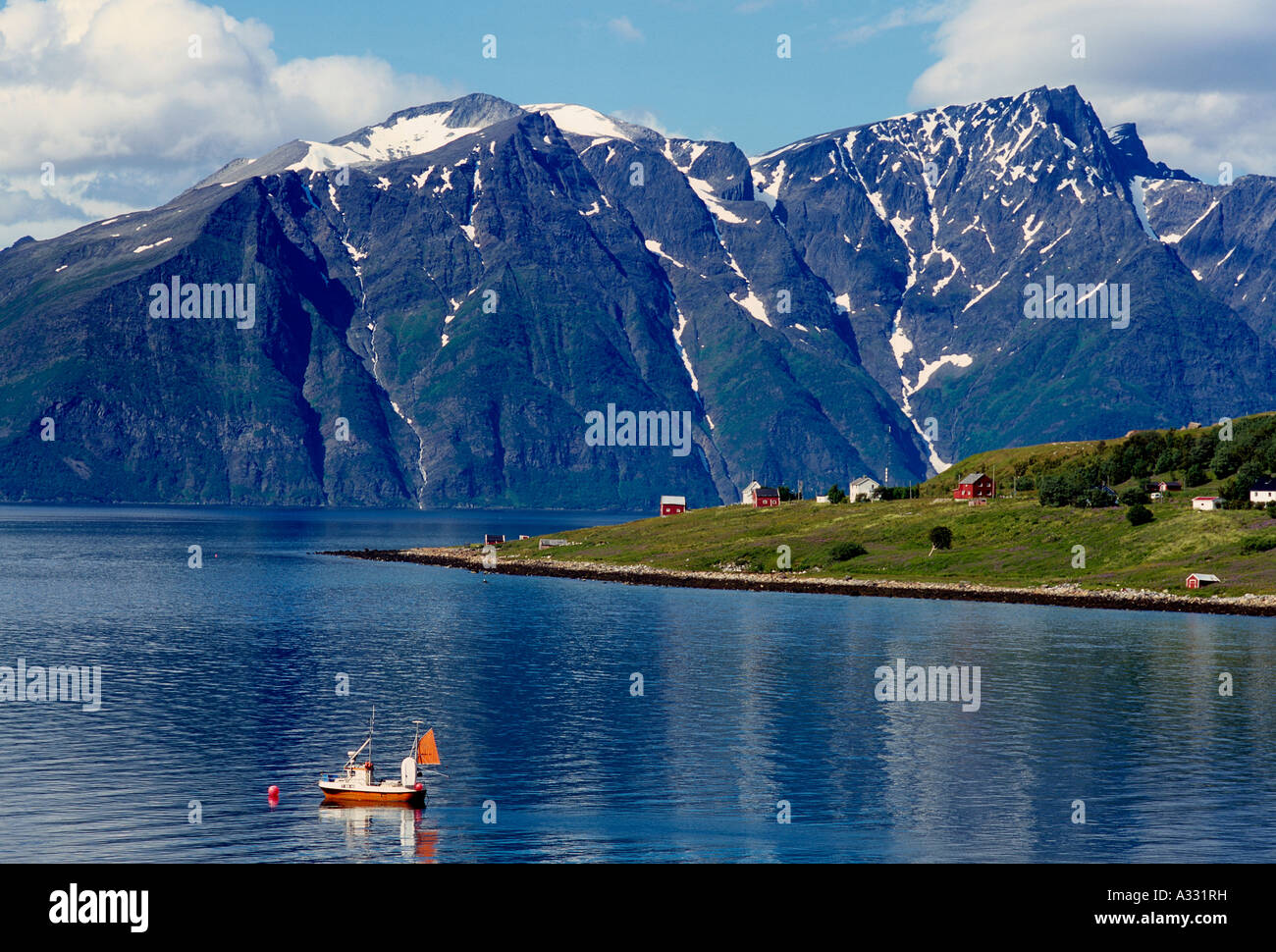 Lyngenfjord Stock Photos & Lyngenfjord Stock Images - Alamy