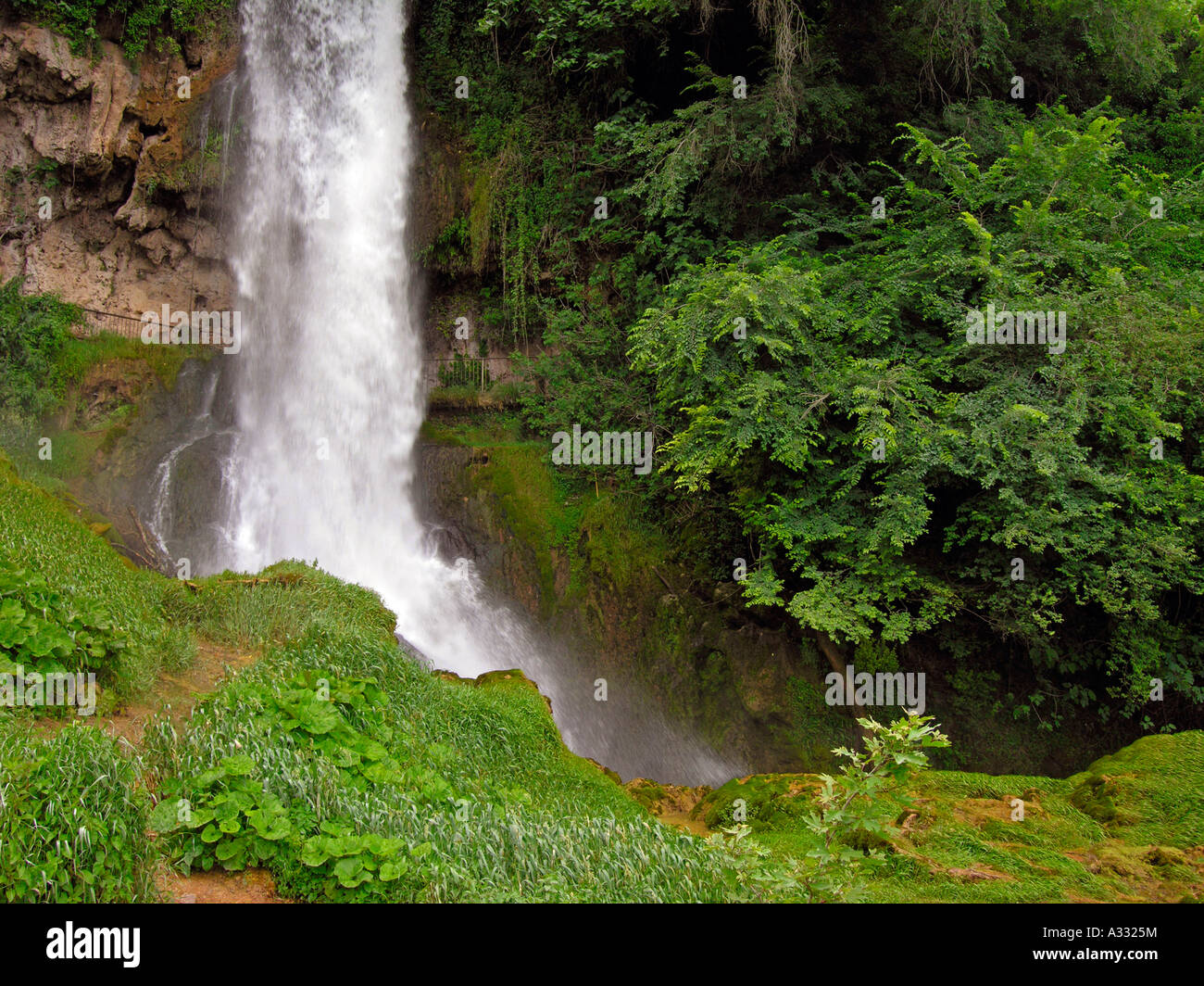 Greece macedonia edessa waterfall hi-res stock photography and images ...