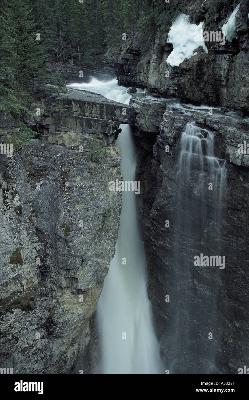 Johnston Canyon Upper Fall Stock Photo - Alamy