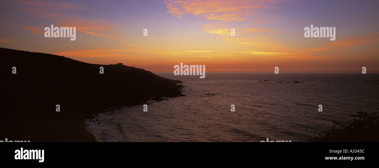 Pendeen cove cornwall hi-res stock photography and images - Alamy