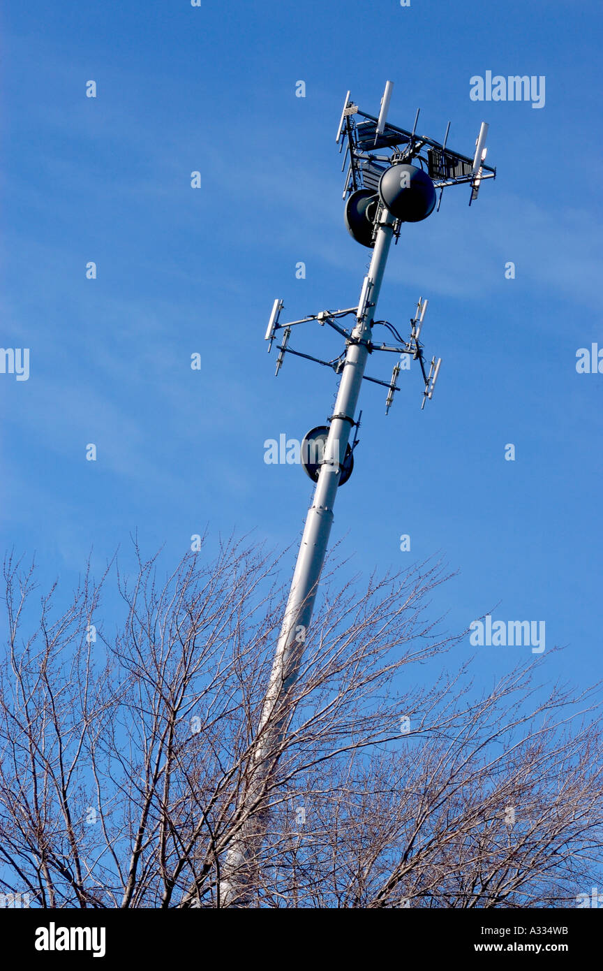 cellular telephone tower Stock Photo - Alamy