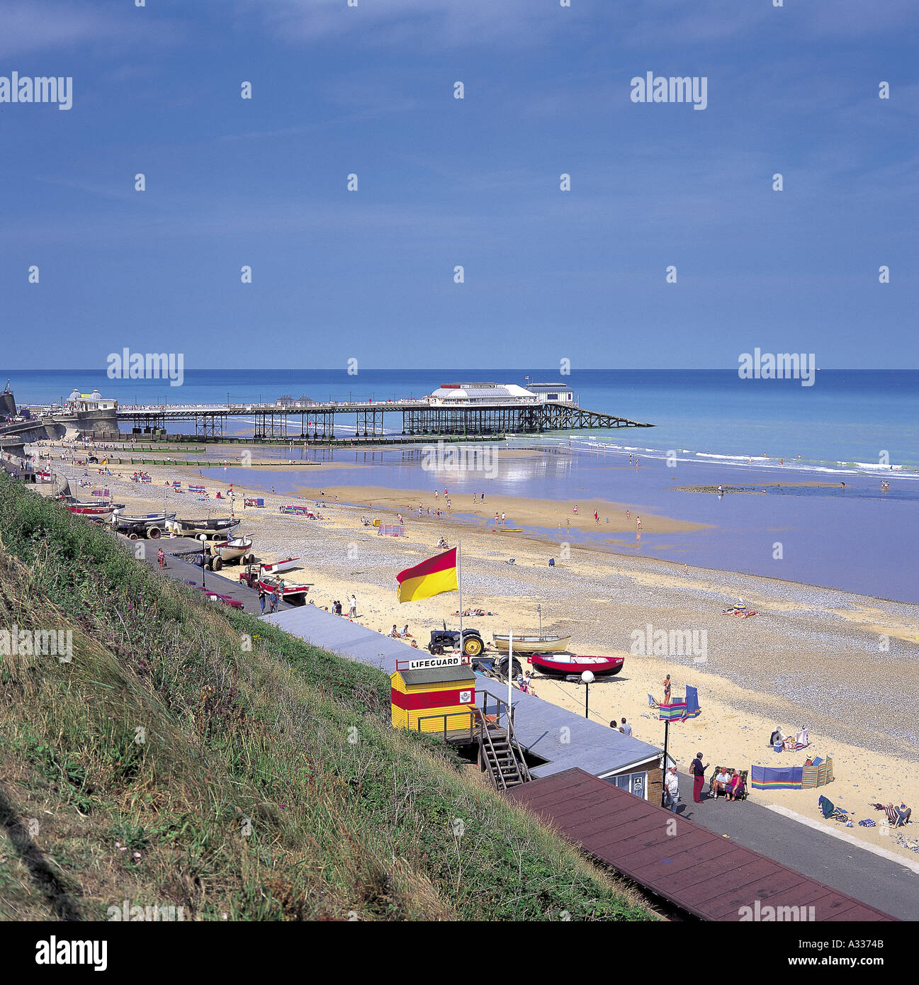 Cromer Beach Norfolk Stock Photo - Alamy