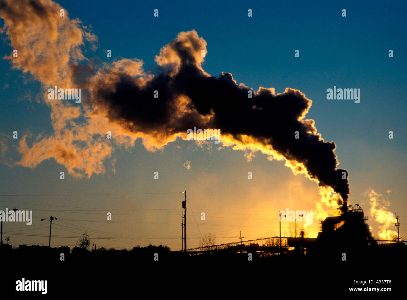 Smokestack industries hi-res stock photography and images - Alamy