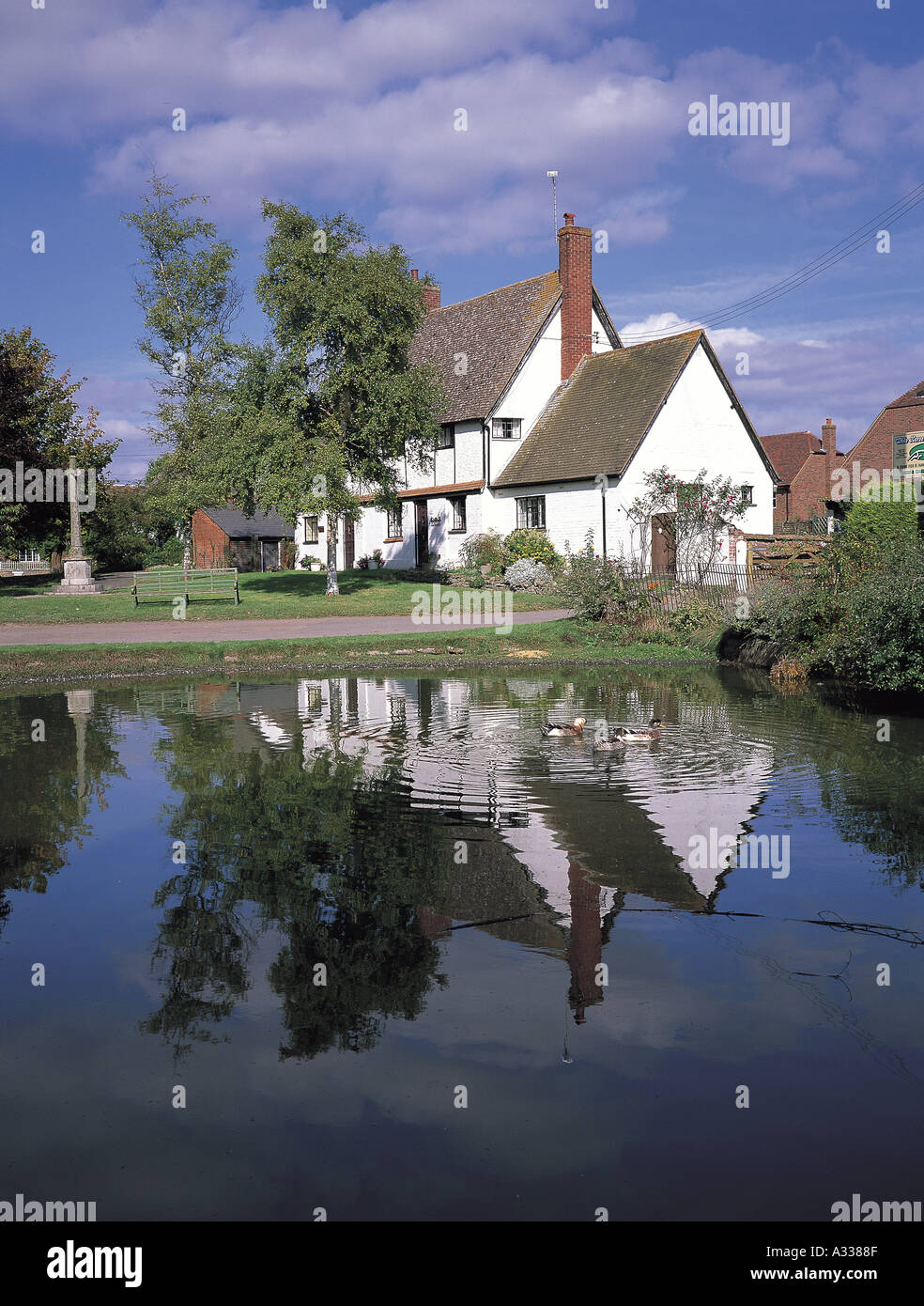 Oxforshire village hi-res stock photography and images - Alamy