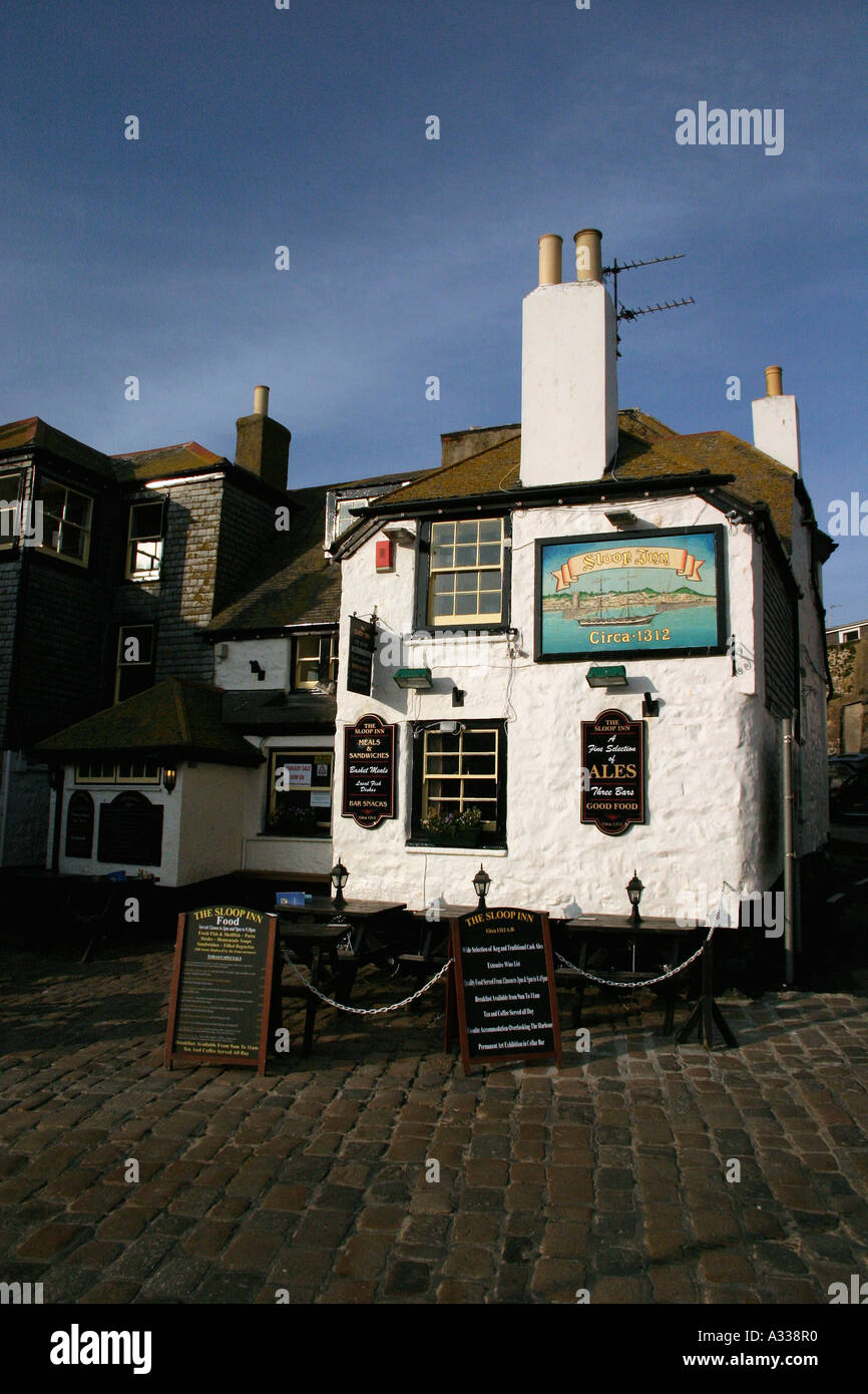 The Sloop Inn St. Ives Cornwall England Stock Photo - Alamy
