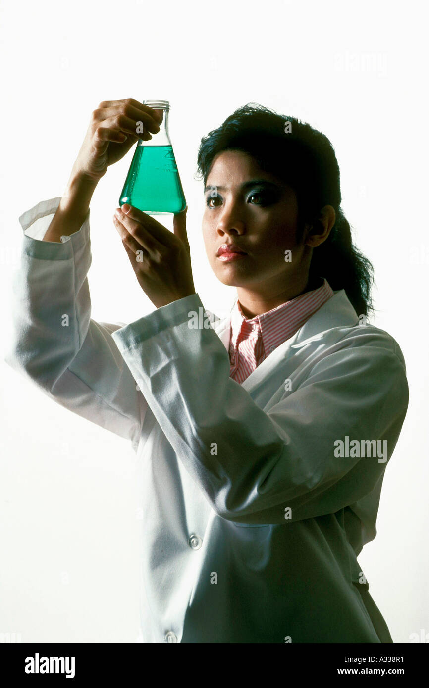 Asian women portraits hi-res stock photography and images - Alamy