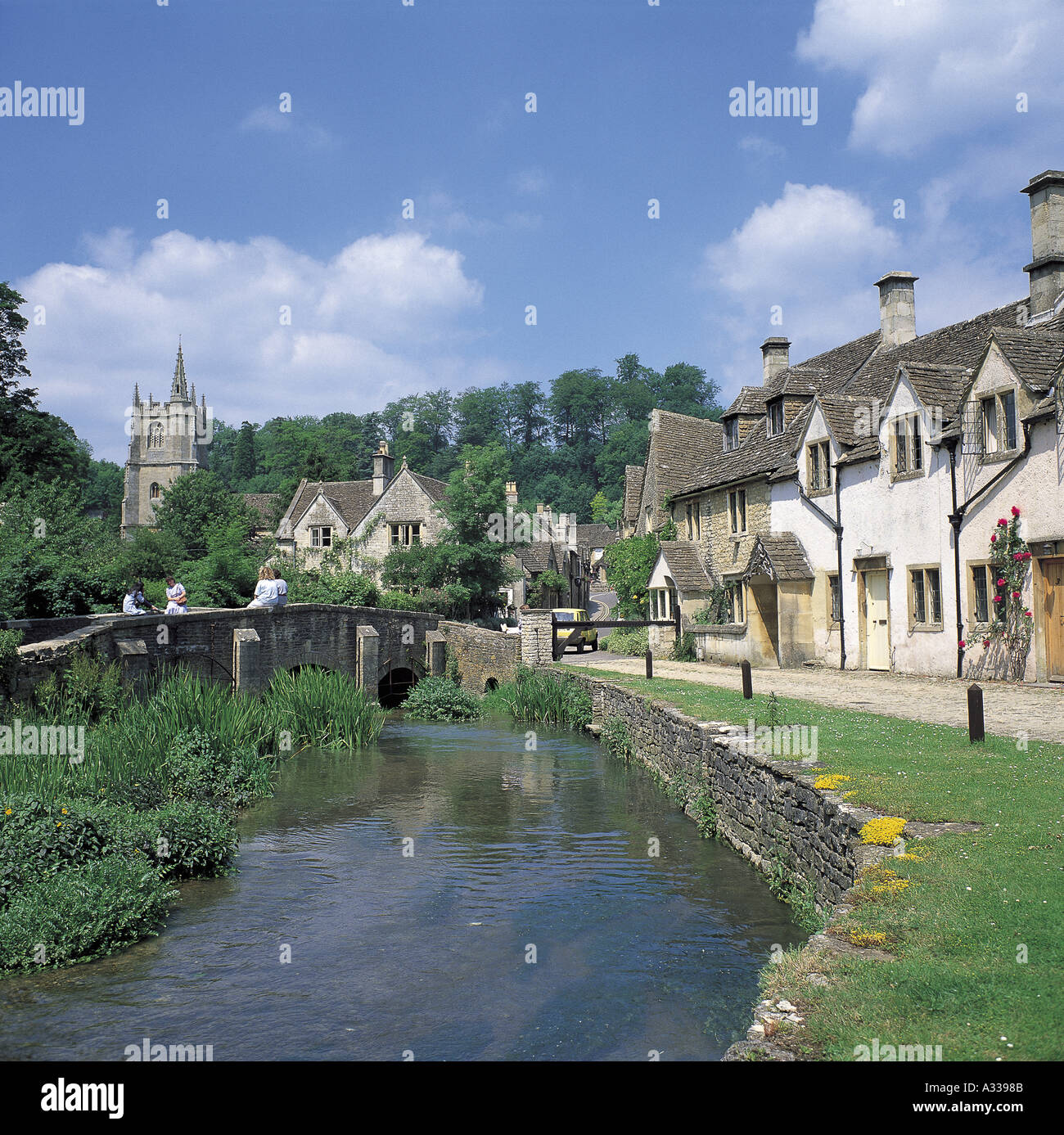 Church river castle combe hi-res stock photography and images - Alamy