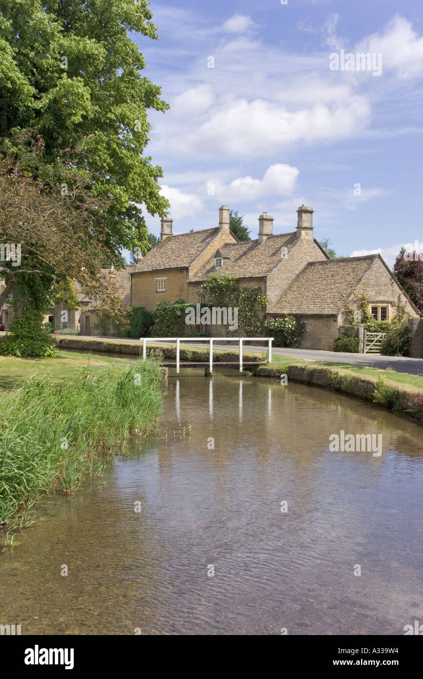 The River Eye in the Cotswold village of Lower Slaughter ...