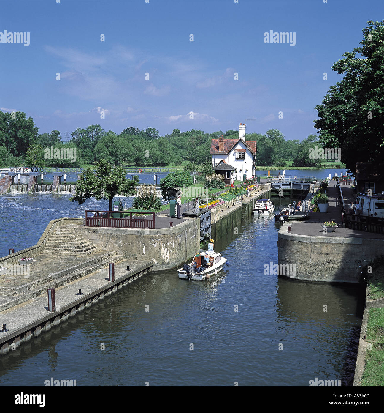 Goring hi-res stock photography and images - Alamy