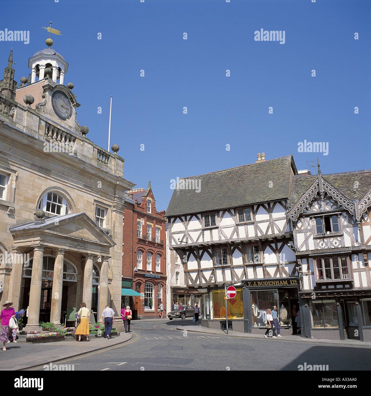 Ludlow clock tower hi-res stock photography and images - Alamy