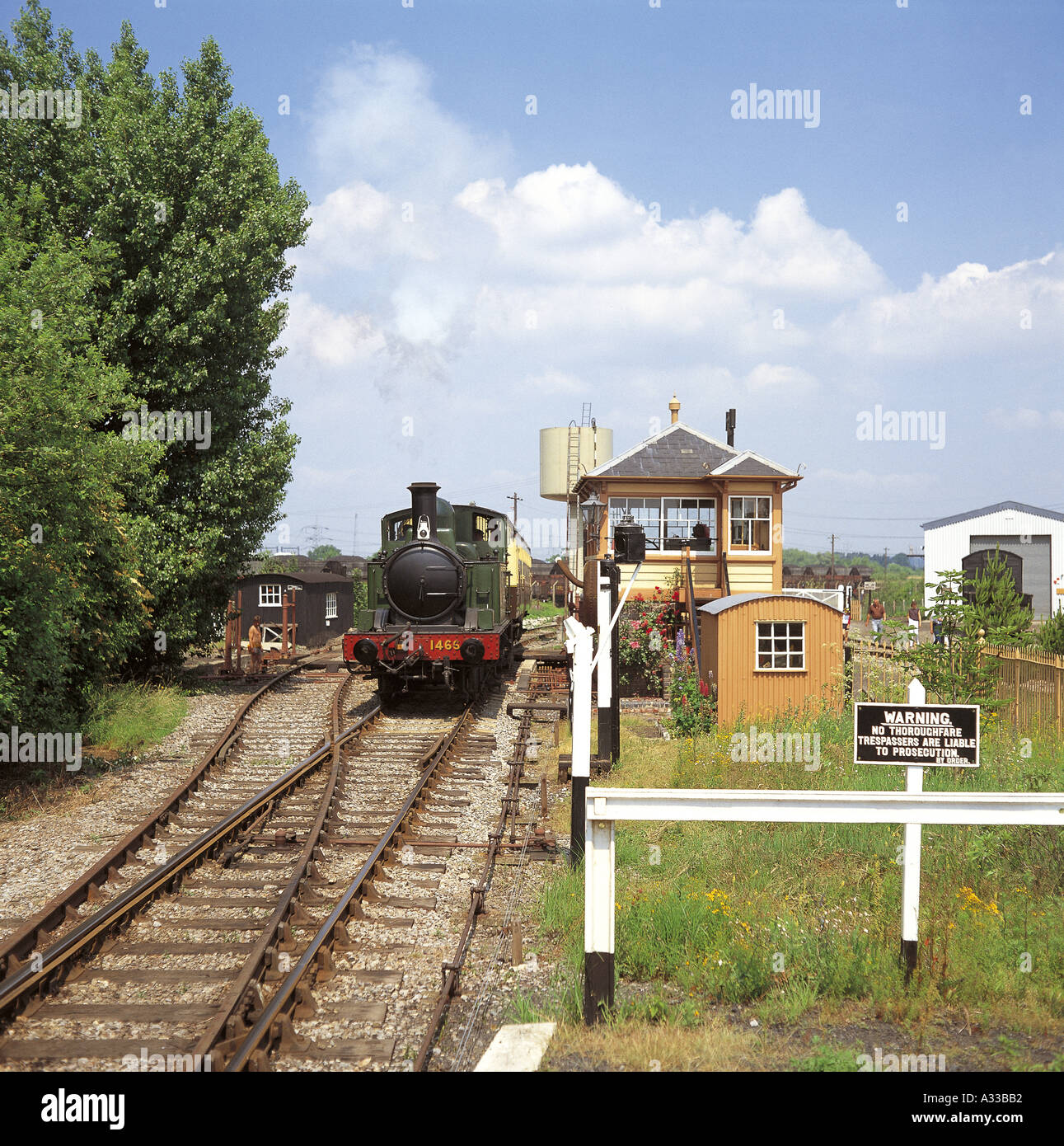 Didcot train signal hi-res stock photography and images - Alamy