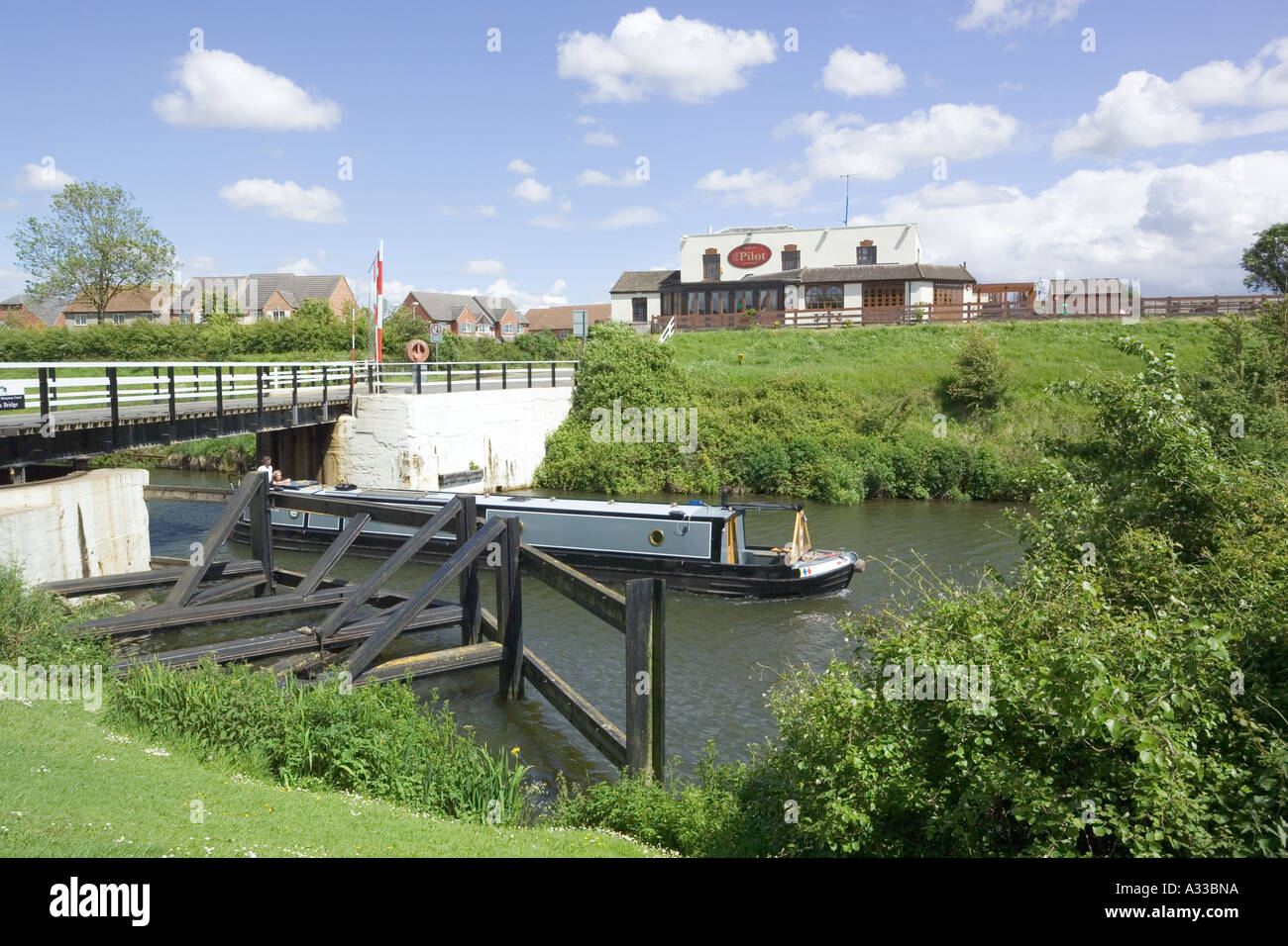 Gloucester & Sharpness Canal at Sellars Bridge, Quedgeley ... Gloucester & Sharpness Canal at Sellars Bridge, Quedgeley ...