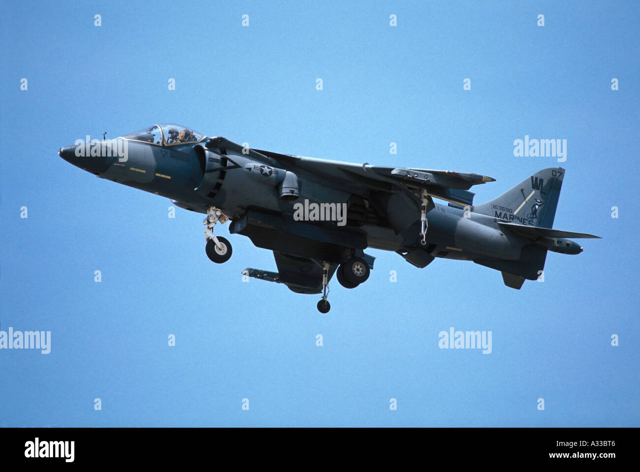 Av8b harrier hi-res stock photography and images - Alamy