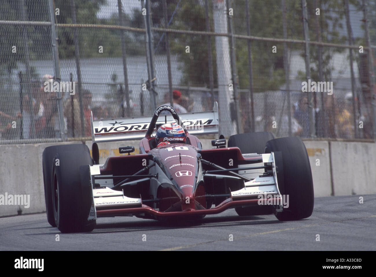 Tony Kanaan races at the Molson Indy Toronto 2002 Stock Photo - Alamy