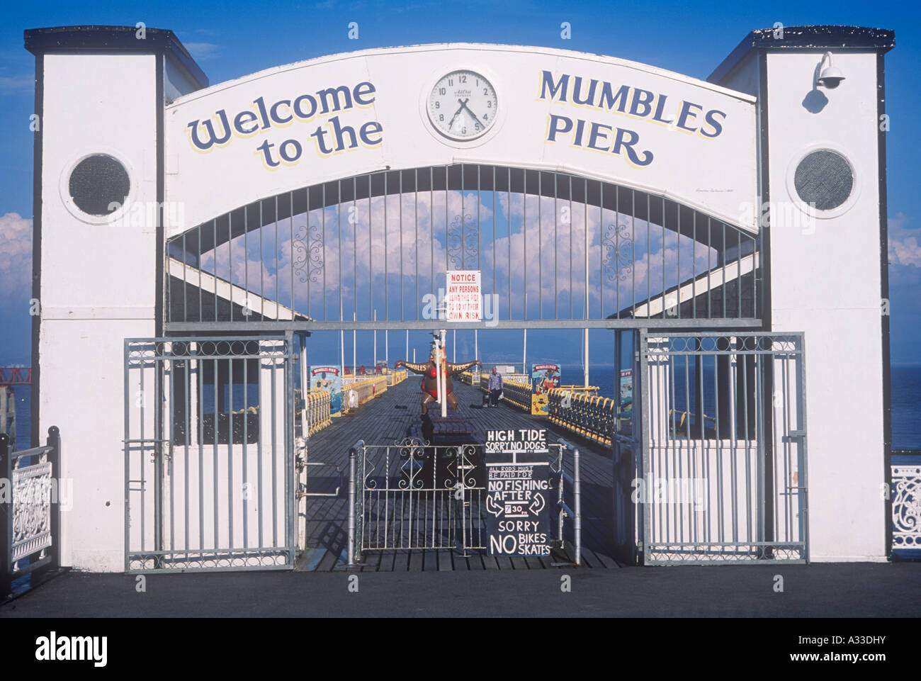 Mumbles Pier Sign High Resolution Stock Photography and Images - Alamy