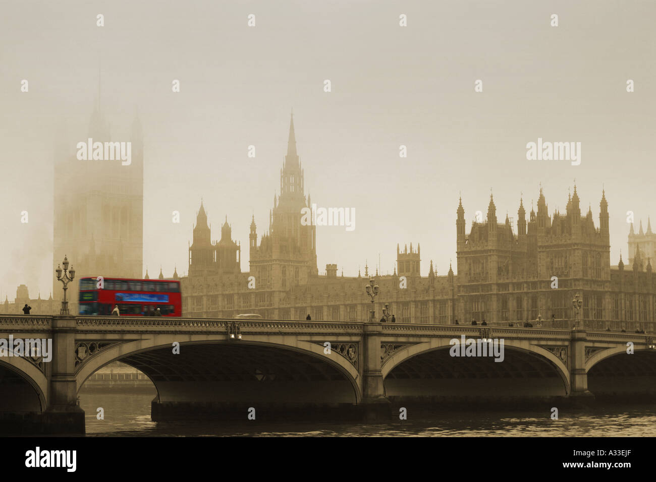 Westminster Bridge and the Houses of Parliament in a London Fog Stock Photo - Alamy