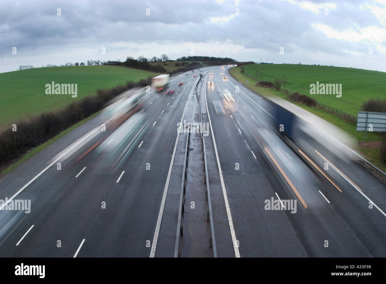Traffic on the M40 motorway Warwickshire England UK Stock Photo - Alamy