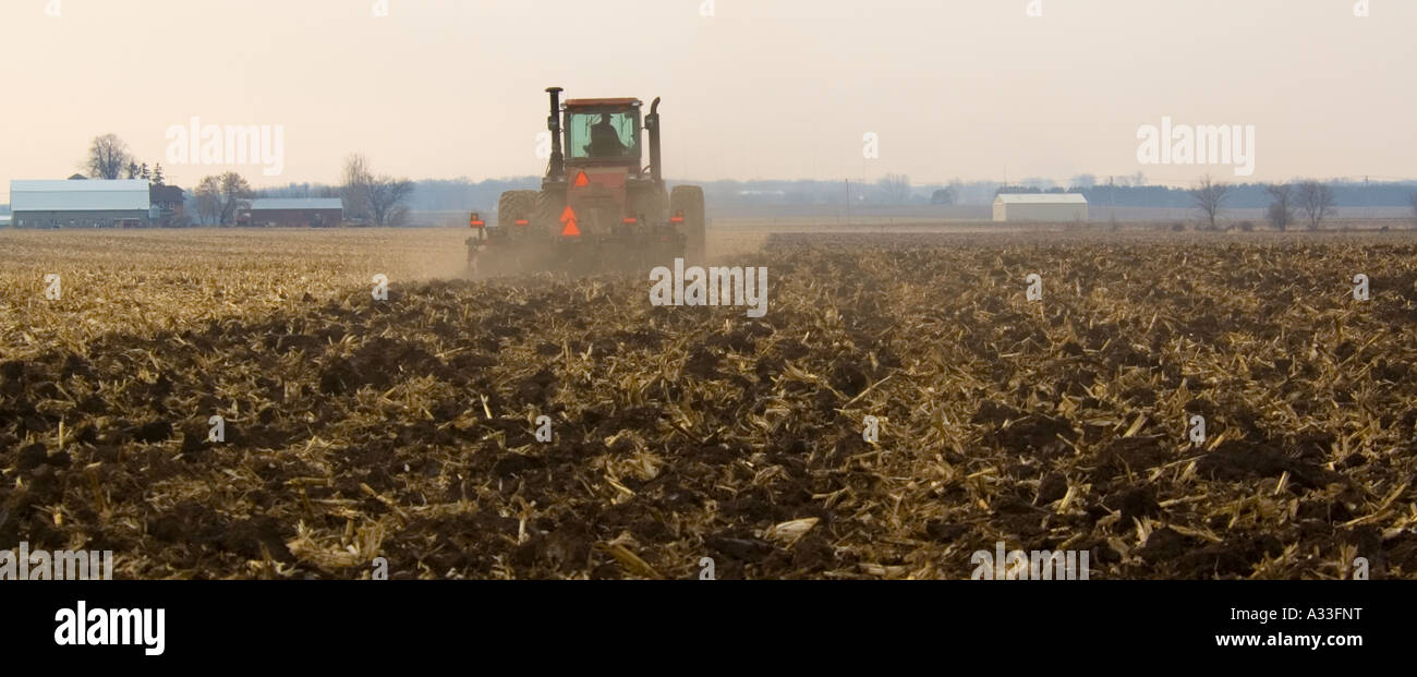 Chisel plow hi-res stock photography and images - Alamy