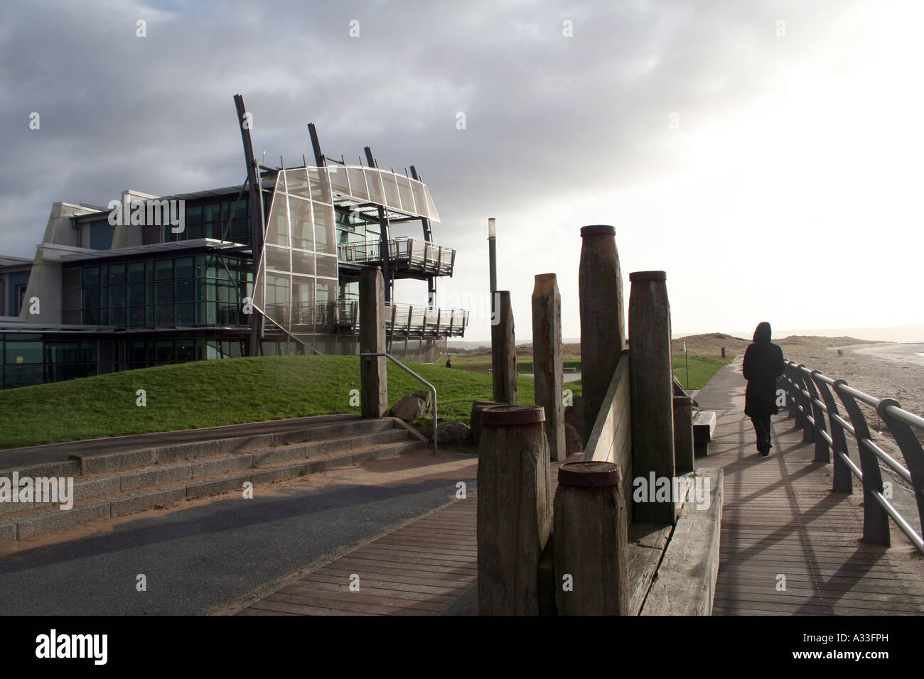 Llanelli coastal path hi-res stock photography and images - Alamy