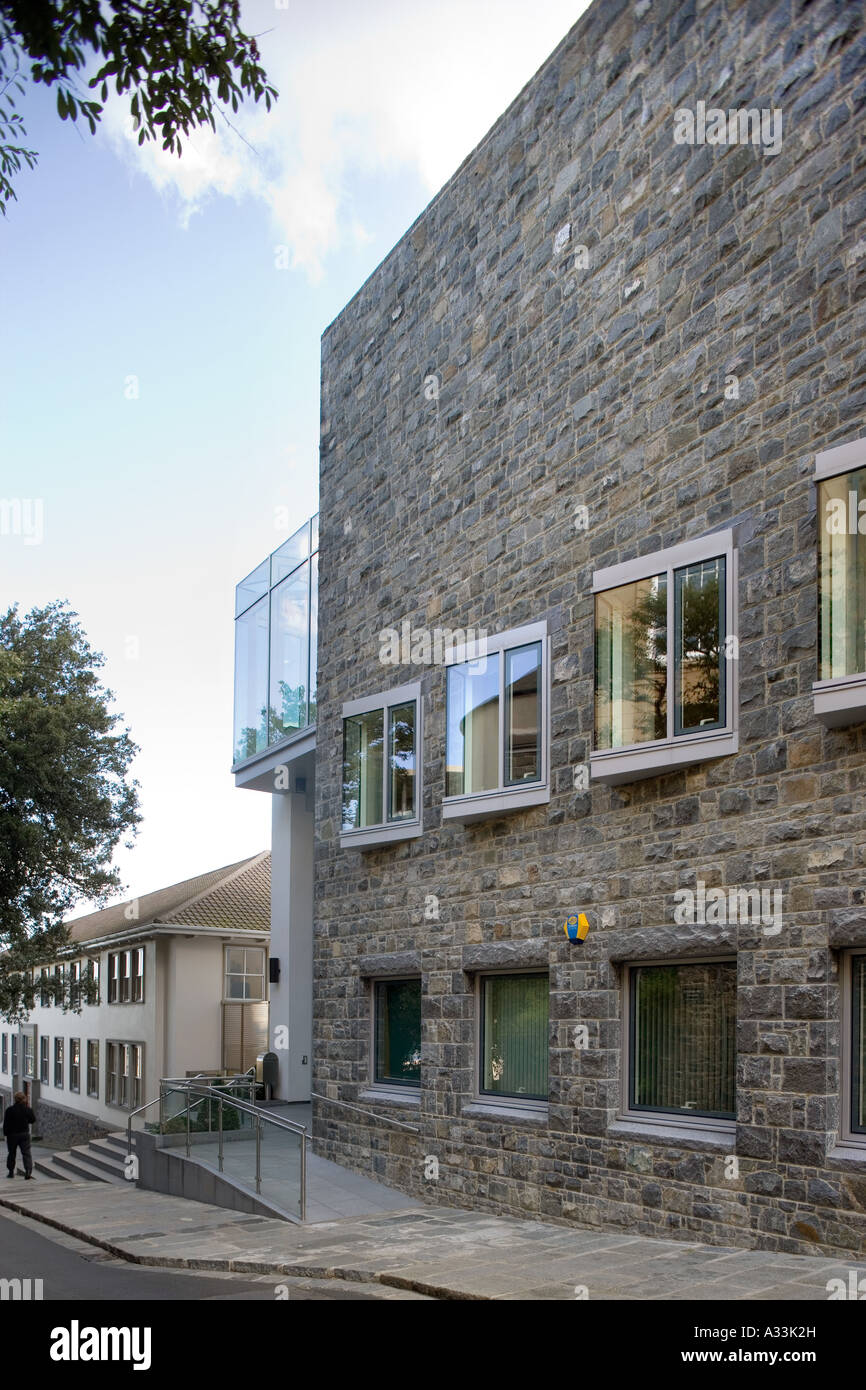 Royal Courts of Guernsey, St Peter Port Architect: Nicholas Hare ...