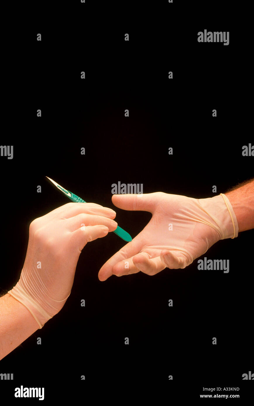 Scalpel studio hi-res stock photography and images - Alamy