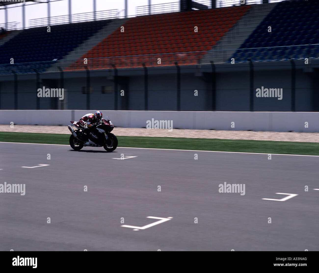 LOSAIL INTERNATIONAL CIRCUIT IN QATAR Stock Photo - Alamy