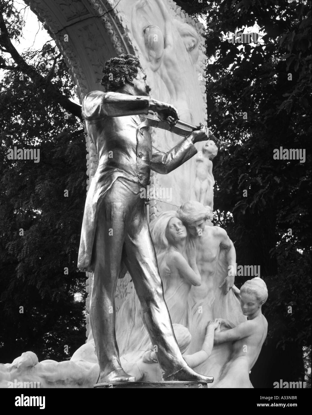 Johann Strauss Monument Statue Vienna Austria Stock Photo - Alamy