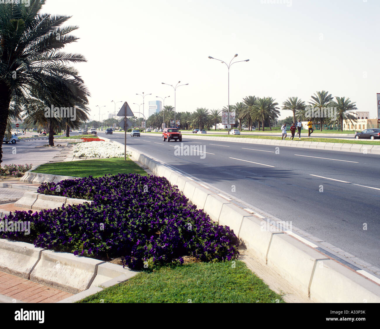 A STREET IN DOHA QATAR Stock Photo - Alamy