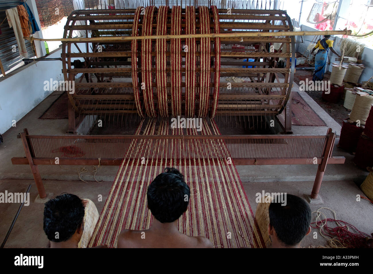 COIR YARN PROCESSING IN FACTORY ALAPUZHA DISTRICT Stock Photo - Alamy