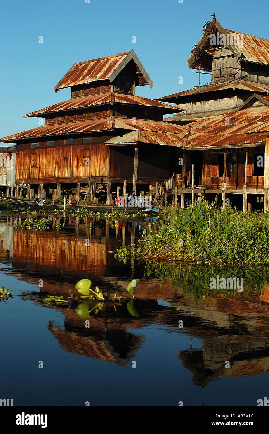 Jumping Cat Monastery Inle Lake Burma Myanmar Stock Photo - Alamy