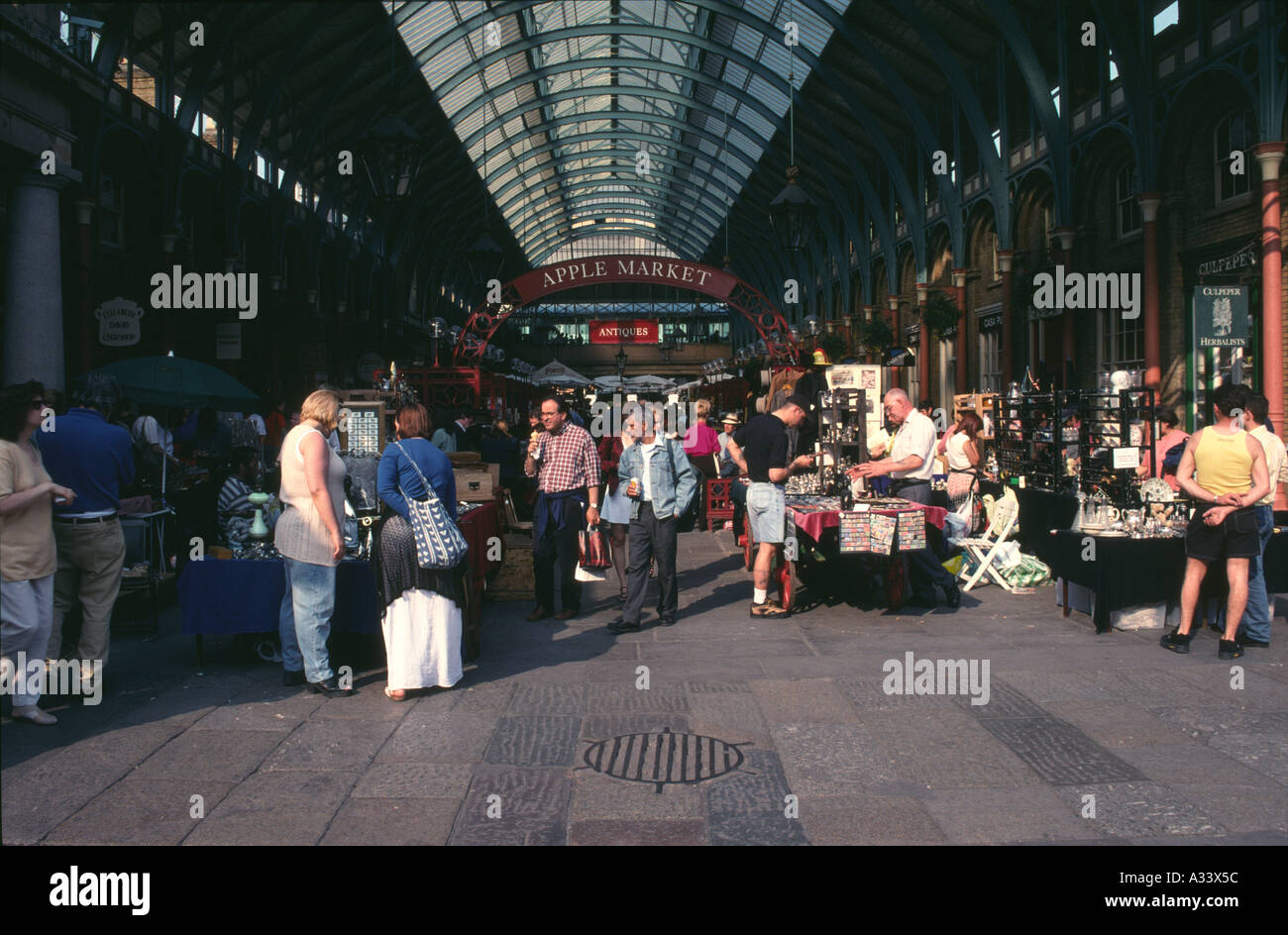 Covent Garden covered market London Stock Photo - Alamy