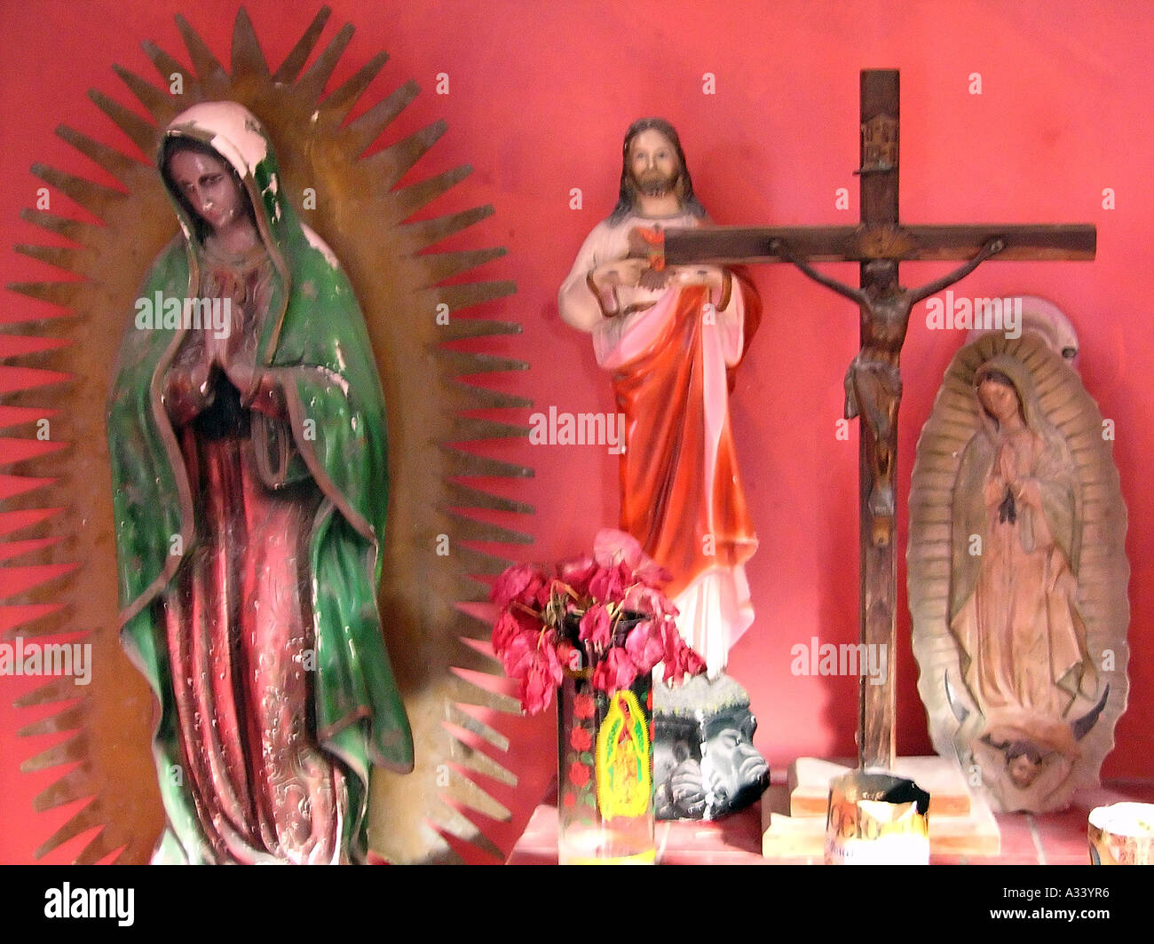Religious figures hi-res stock photography and images - Alamy