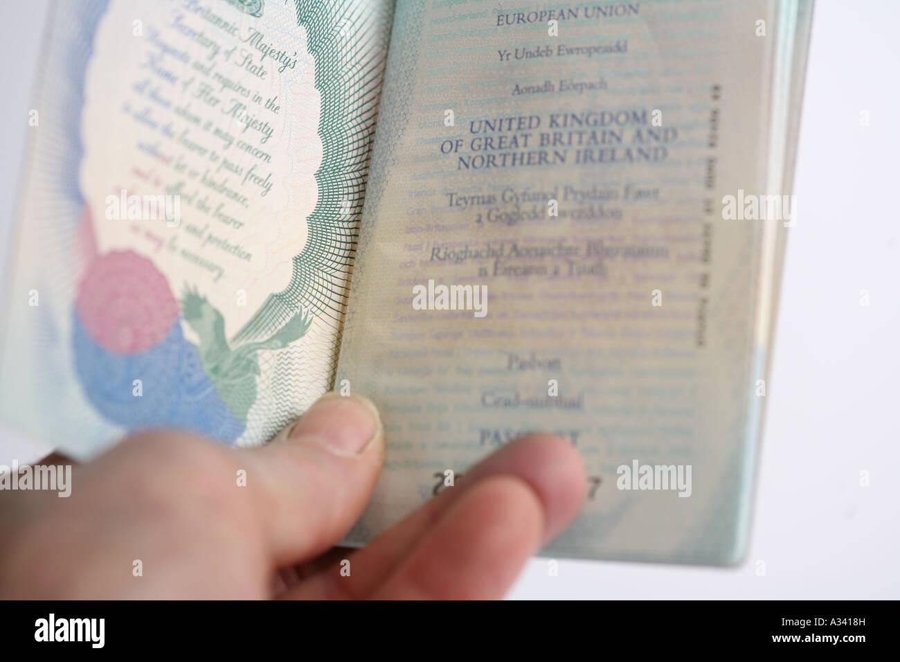 Passport scan uk hi-res stock photography and images - Alamy