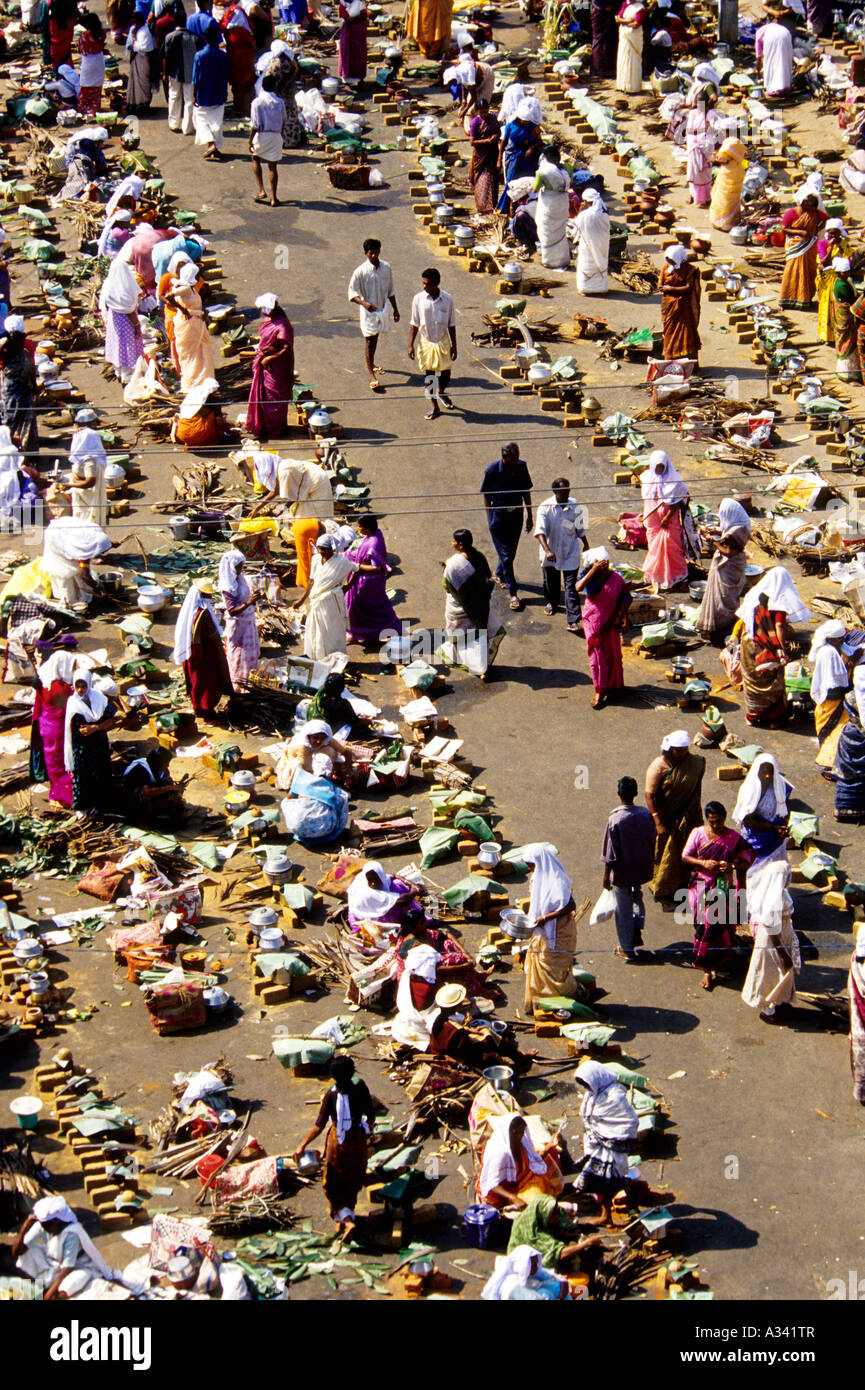 ATTUKAL PONGALA IN TRIVANDRUM KERALA Stock Photo - Alamy