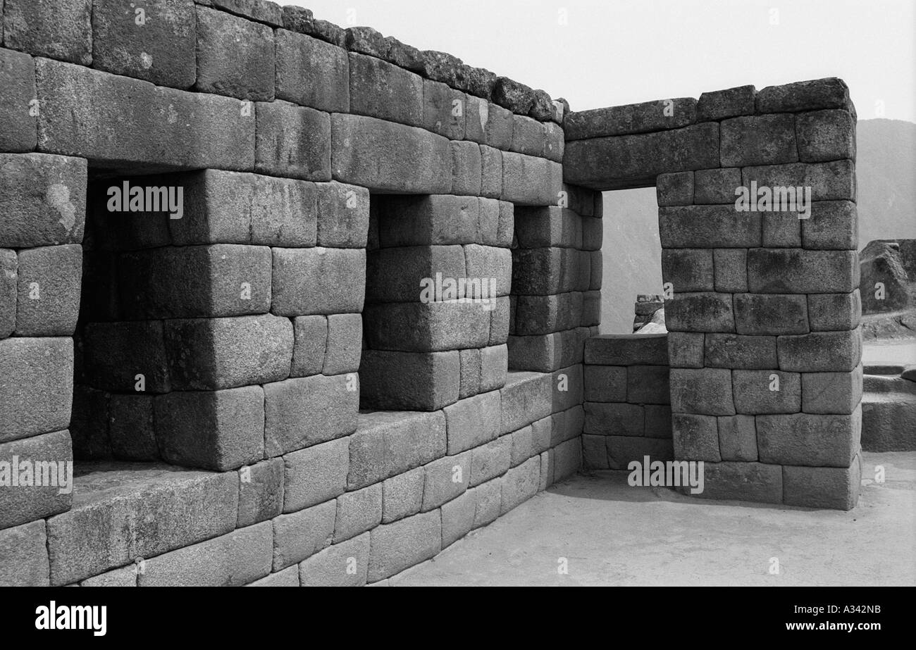 Machu Picchu buildings in Peru Stock Photo - Alamy