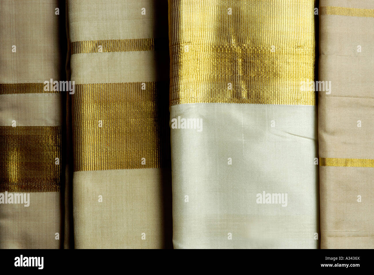 HANDLOOM SAREES FOR HANDLOOM WEAVERS OF BALARAMAPURAM NEAR TRIVANDRUM ...