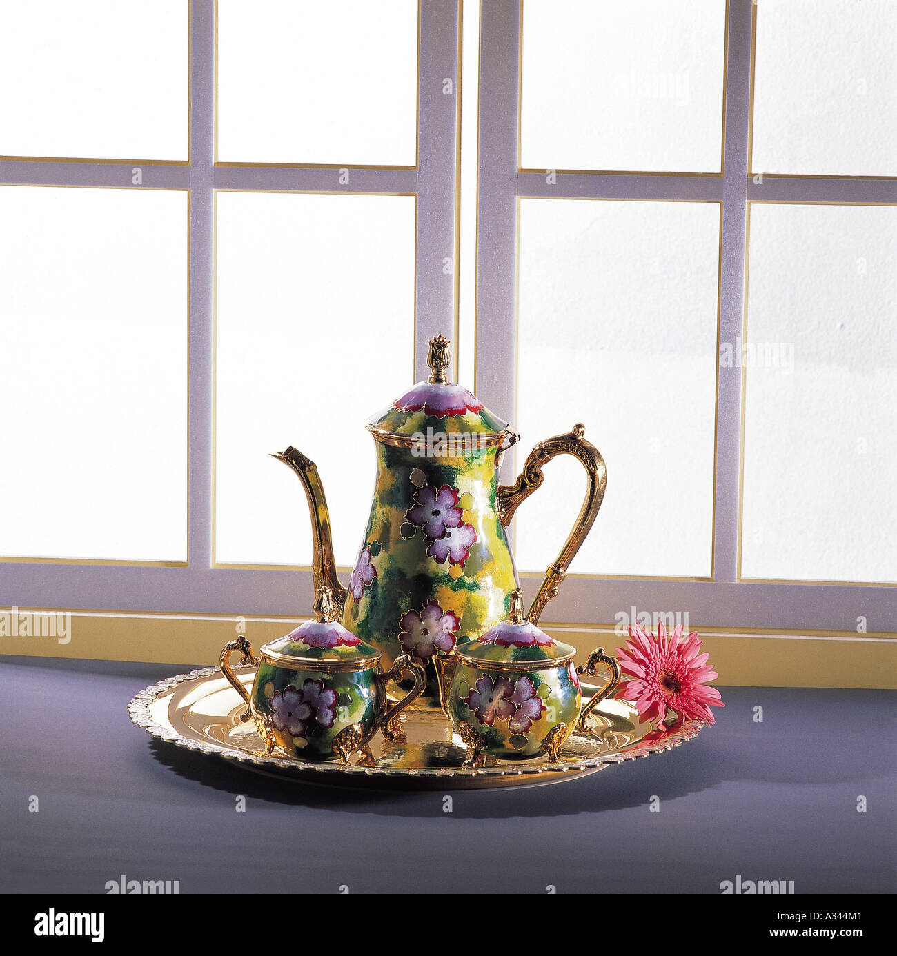 tea pot set Stock Photo - Alamy