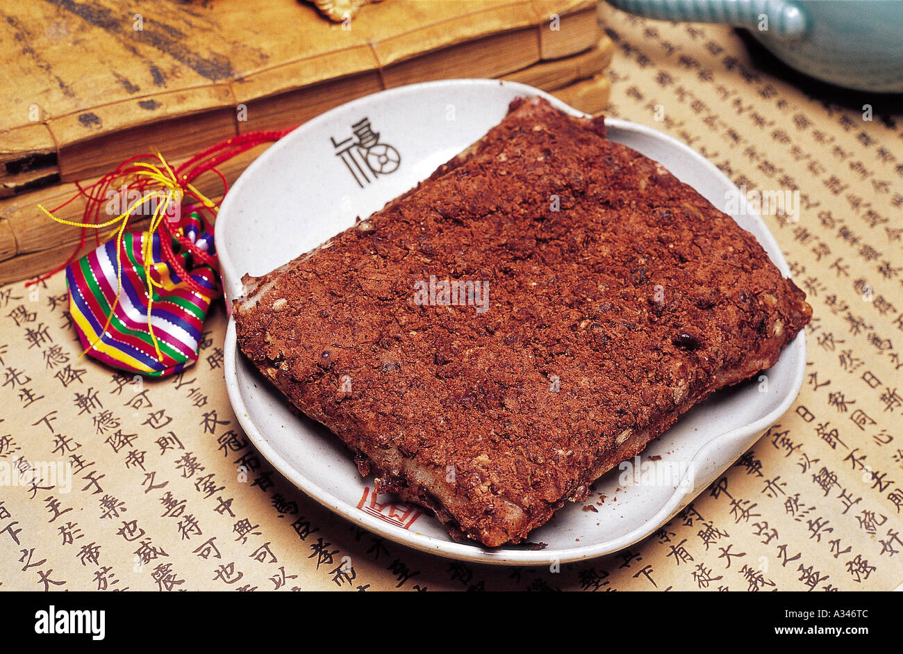 Korean steamed rice cake hi-res stock photography and images - Alamy