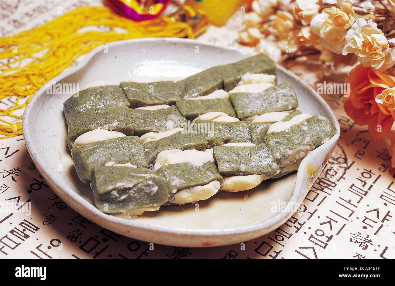 Mugwort rice cakes hi-res stock photography and images - Alamy