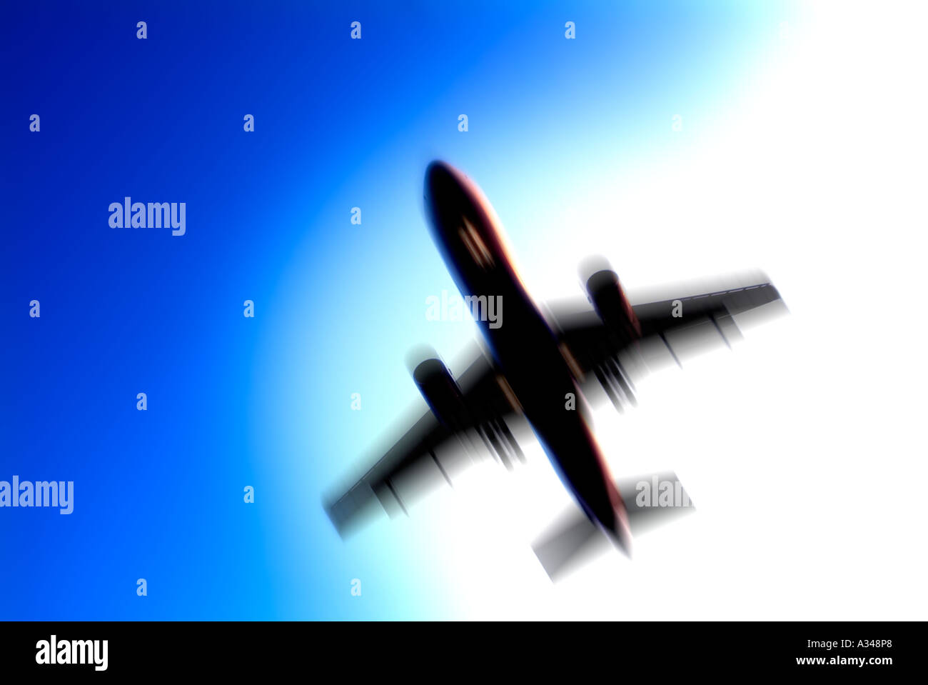 Collection of aircraft overhead hi-res stock photography and images - Alamy