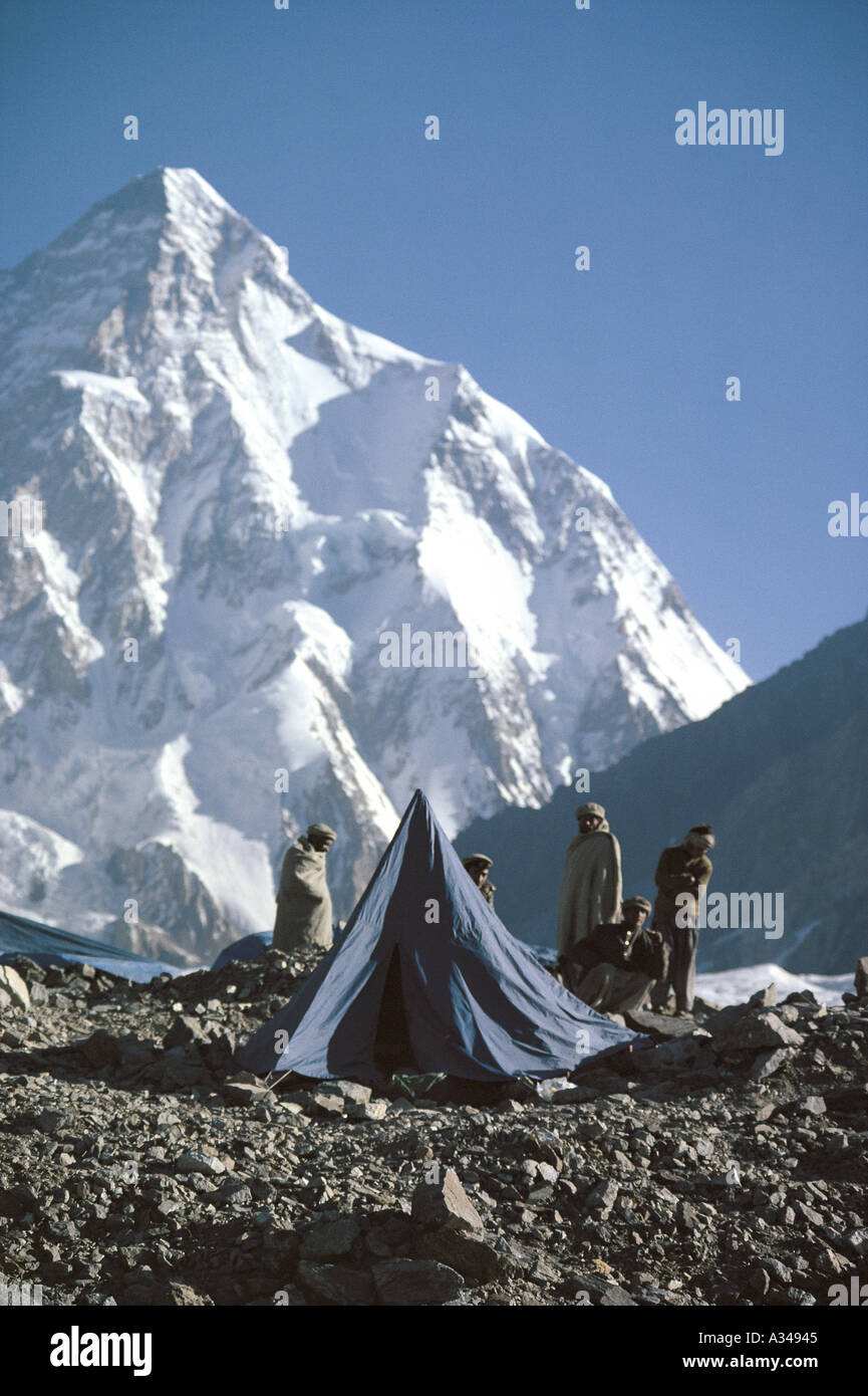 Karakorum 8 hi-res stock photography and images - Alamy